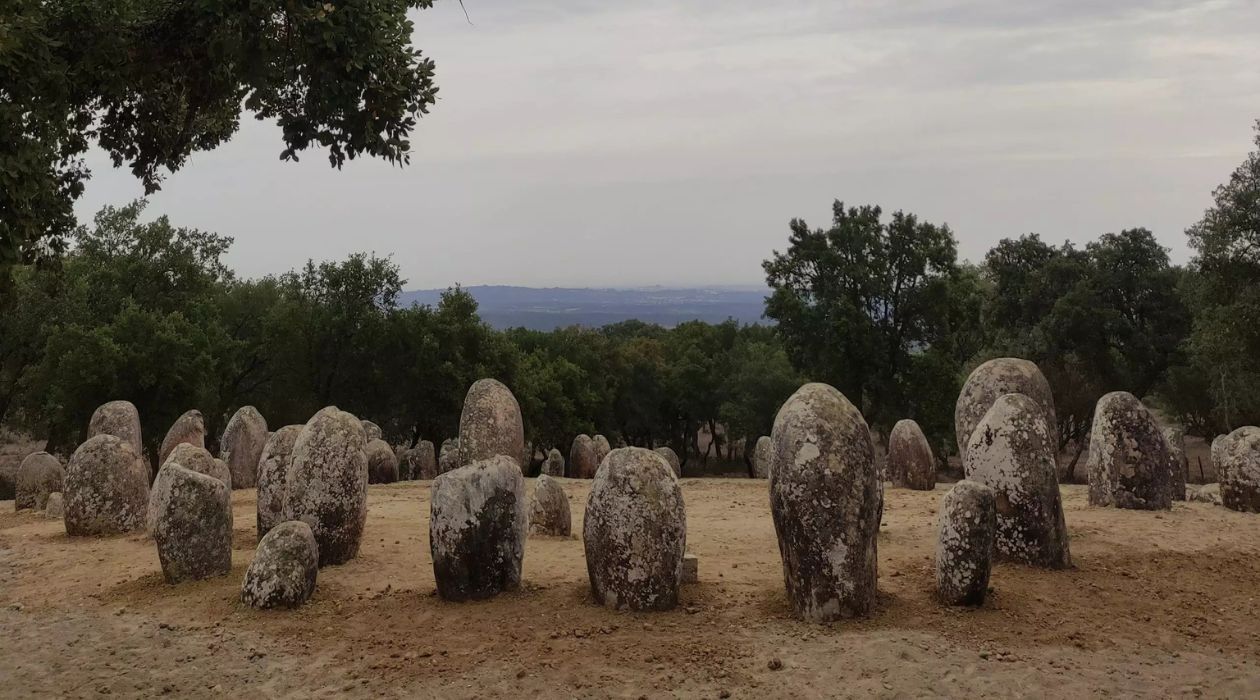 Afinal, visitar os Almendres nunca foi possível...
